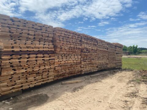 Marine Construction Barge: Floating Timber Mats Supplier